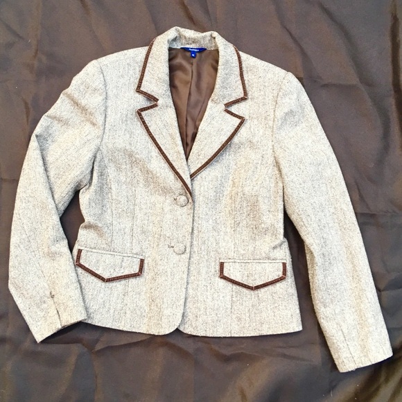 Reitmans | Jackets & Coats | Reitmans Sparkly Neutral Fitted Blazer ...